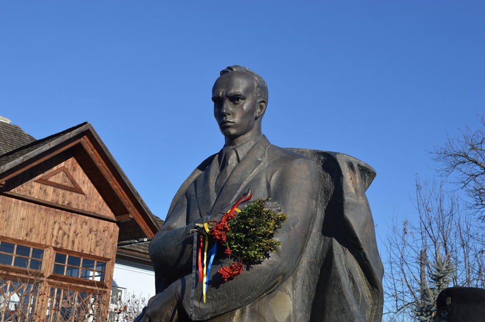 На малій батьківщині Степана Бандери відзначили день народження Провідника Прикарпаття Online